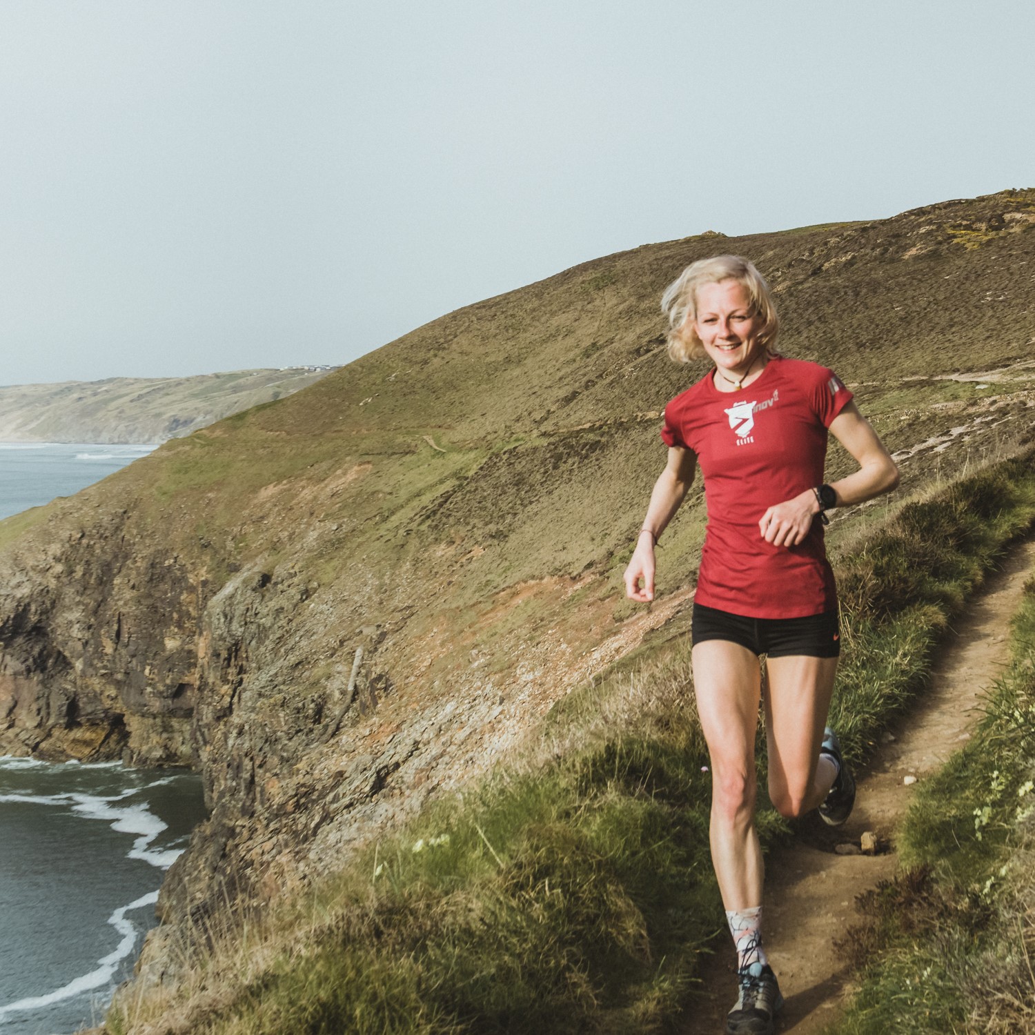 Julia Davis: Speedy marathoner to ultra-trail champ - Lessons In Badassery